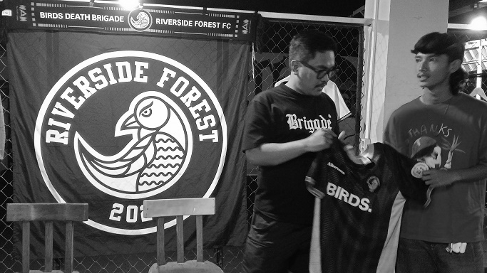 Laga Riverside Forest FC di Liga Empat, Tetap Mengkampanyekan ...