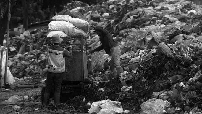 Krisis Sampah di Bandung Raya, Pemerintah tidak Belajar dari T...