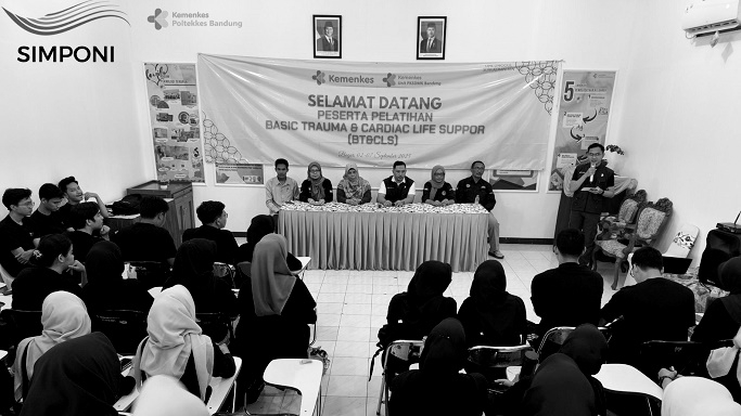 Simponi untuk Meningkatkan Kompetensi Tenaga Kesehatan dari Po...