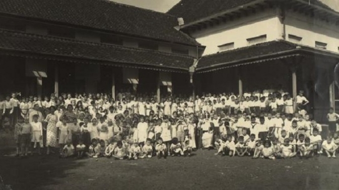 NGULIK BANDUNG: Perayaan Natal di Zaman Kolonial | BandungBergerak.id