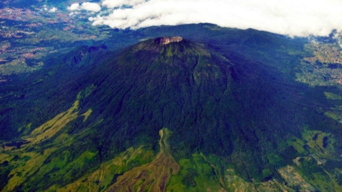 NGABUBURIT MENYIGI BUMI #19: Gunung Cereme Anak Gunung Gegerha...