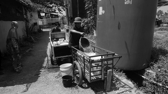 Krisis Air Bersih Menerjang Bandung Timur | BandungBergerak.id