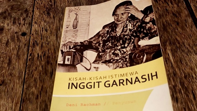 Menggantung Gelar Pahlawan Nasional untuk Inggit Garnasih ...