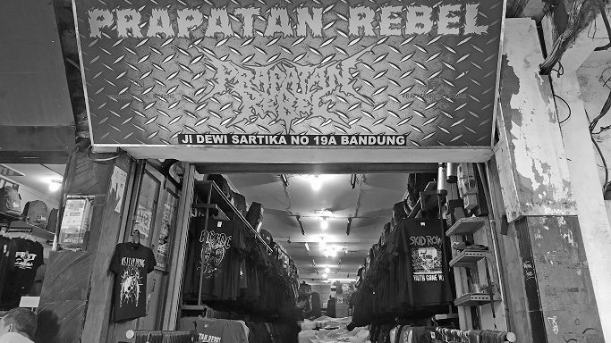 Prapatan Rebel Logo